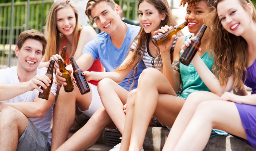 Teenage alcohol consumption impacts metabolism, brain capacity • Earth.com
