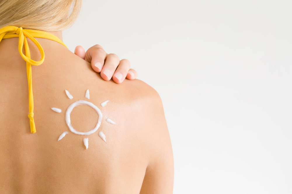 Study finds sunscreen ingredient soaks into human skin - Earth.com