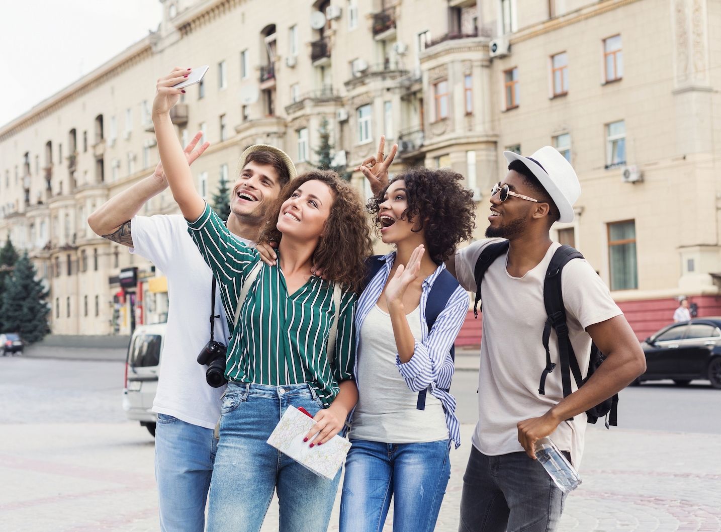 Taking too many pictures makes experiences less fun, study shows