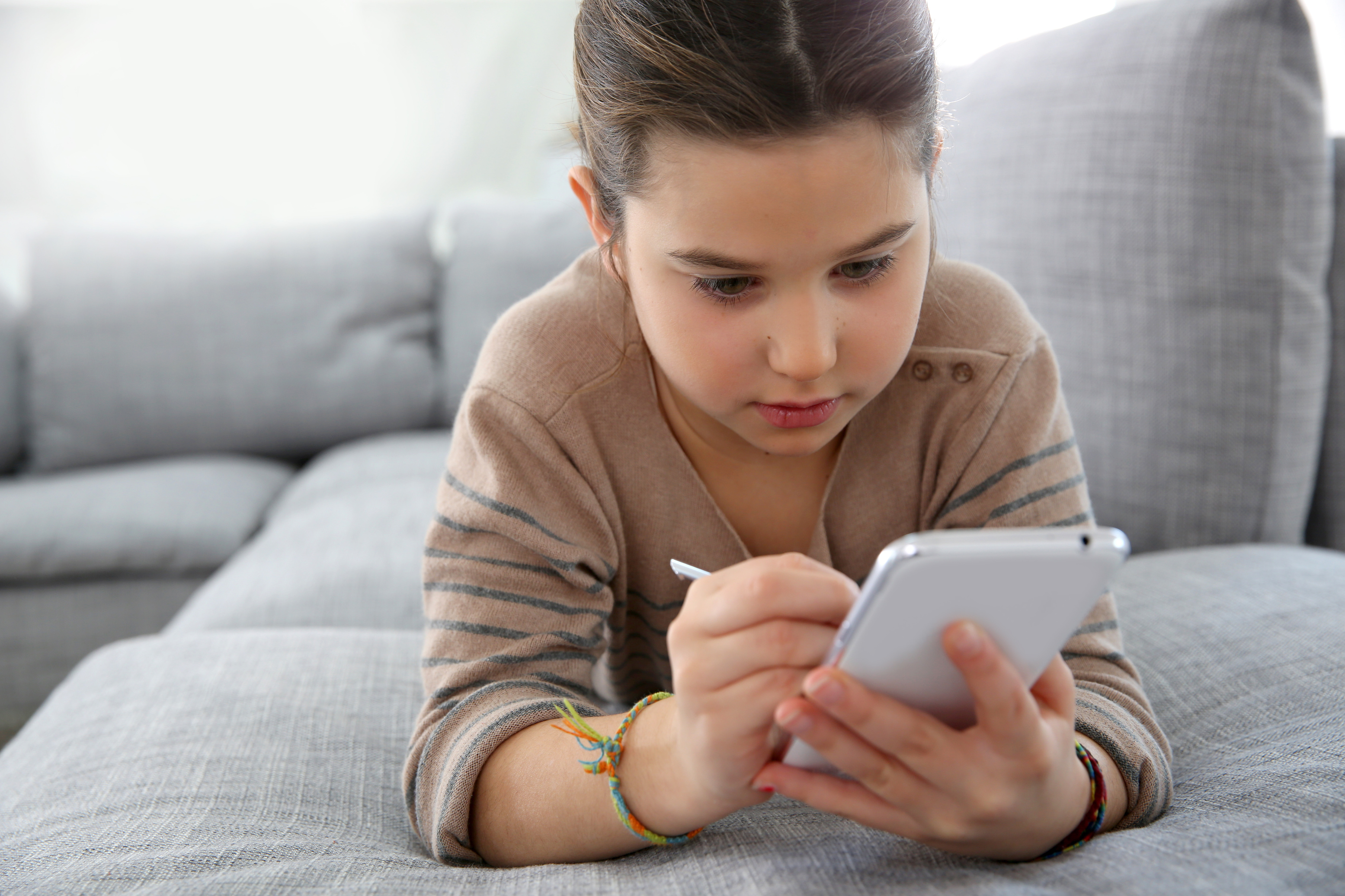 Kids spending more time at home, but it’s time spent on smartphones ...