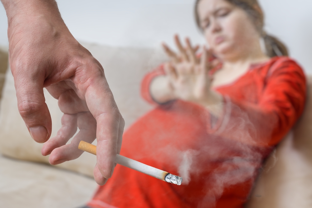 Expecting parents: Beware of secondhand smoke, too - Earth.com