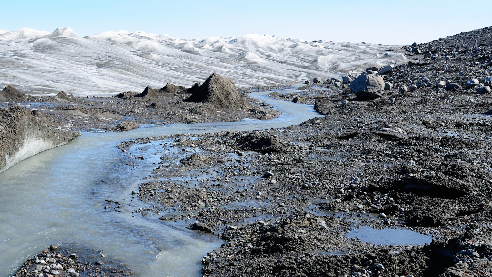 Greenland ice sheet is melting 6 times faster than it was 30 years ago Greenland ice sheet is melting 6 times faster than it was 30 years ago
