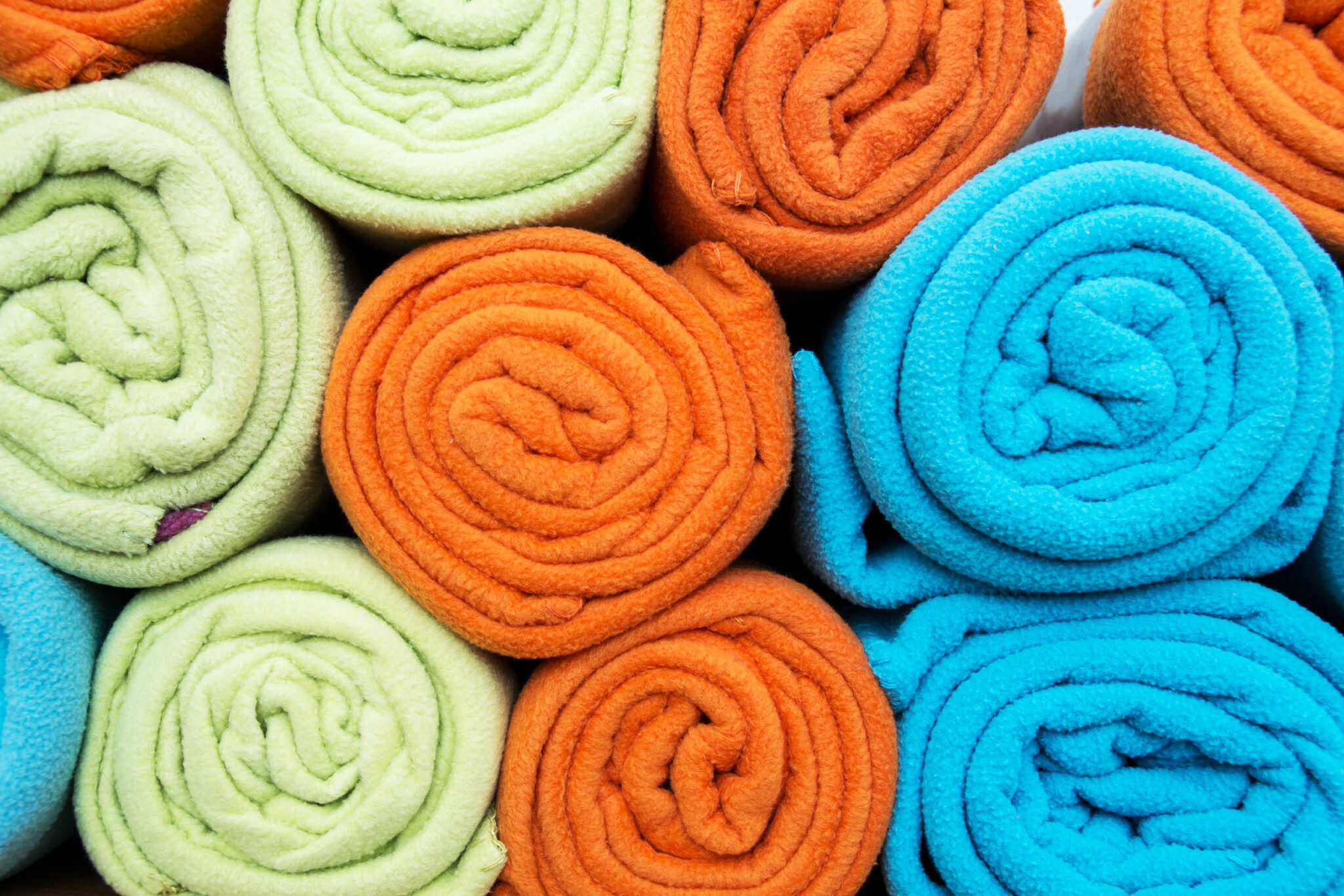 The Dirty Secret of Fleece: Microfibers and Plastic Pollution - Earth.com