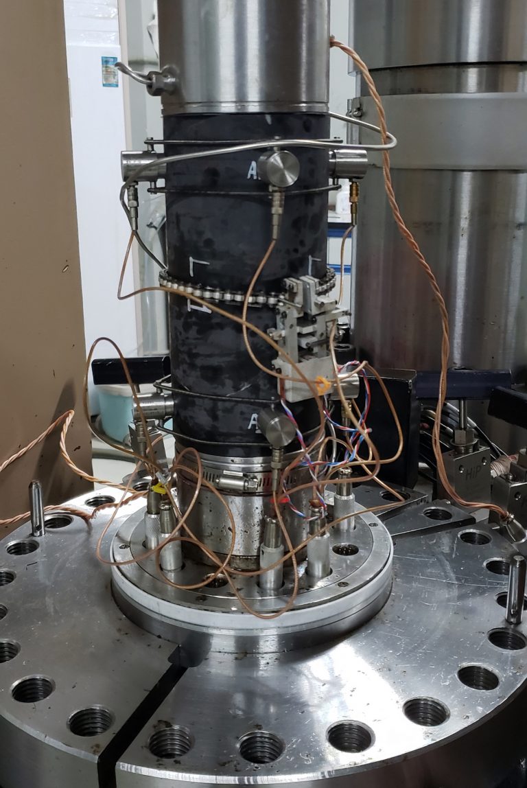 CO2 may provide an eco-friendly alternative to water for fracking ...