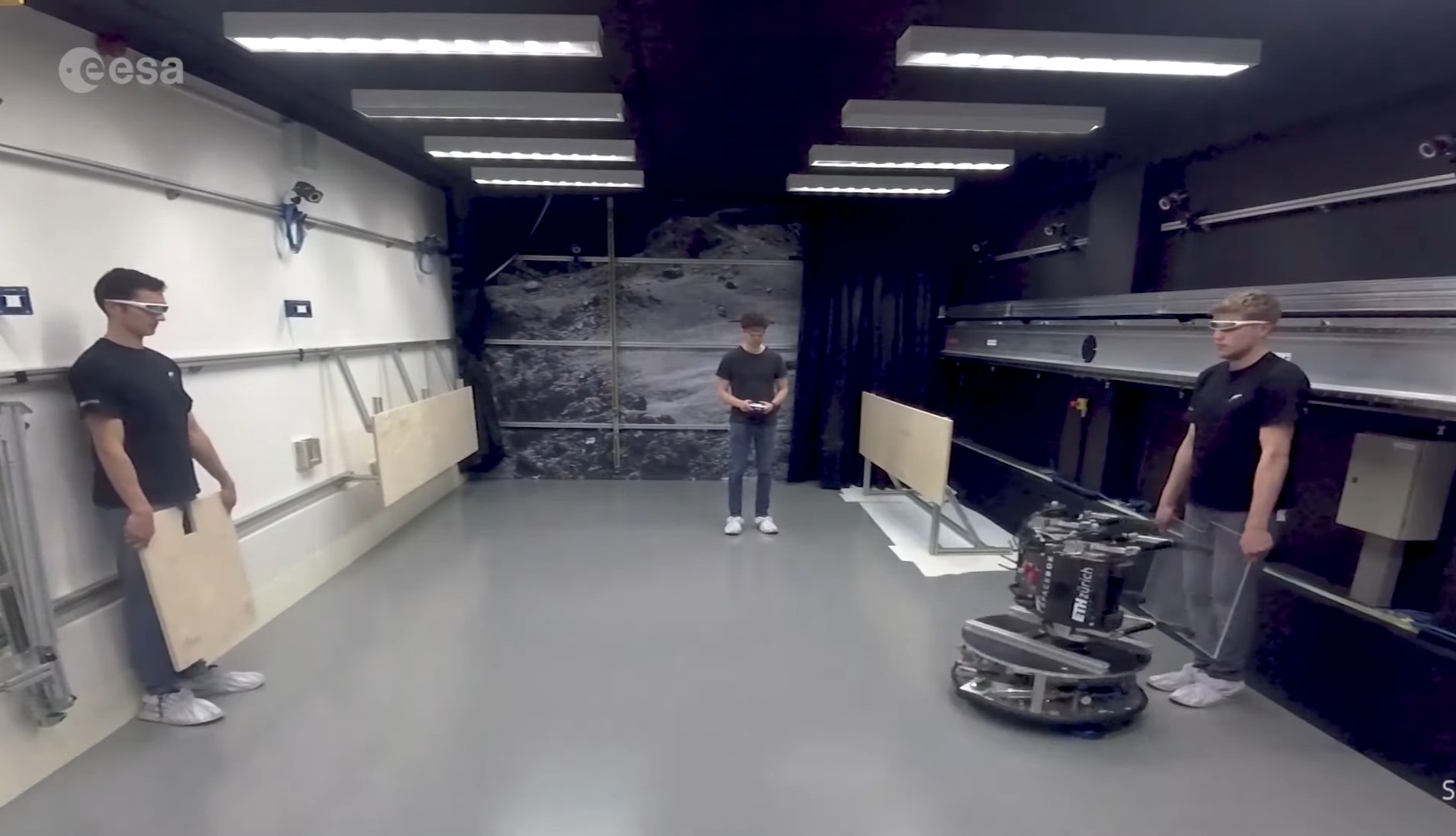 Jumping robot designed to explore space - Earth.com