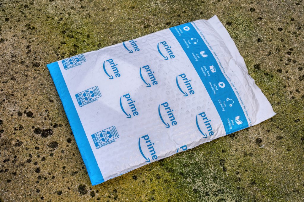 Amazon makes pledge to reduce single-use plastic waste • Earth.com