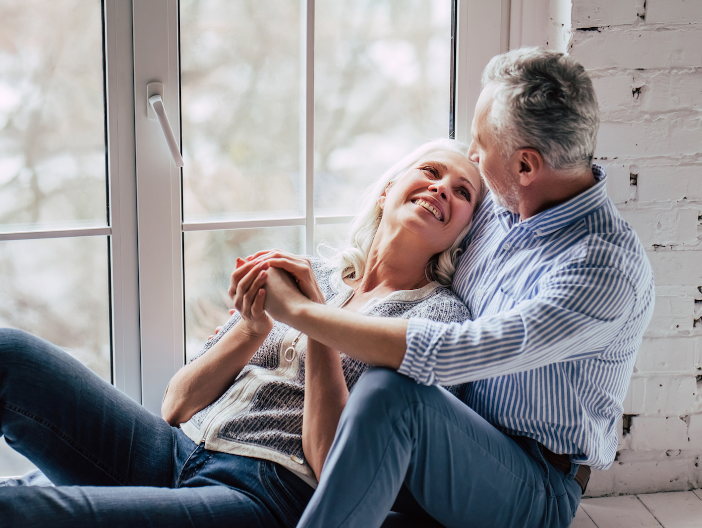 A happy marriage lowers dementia risk for older adults, new study shows ...