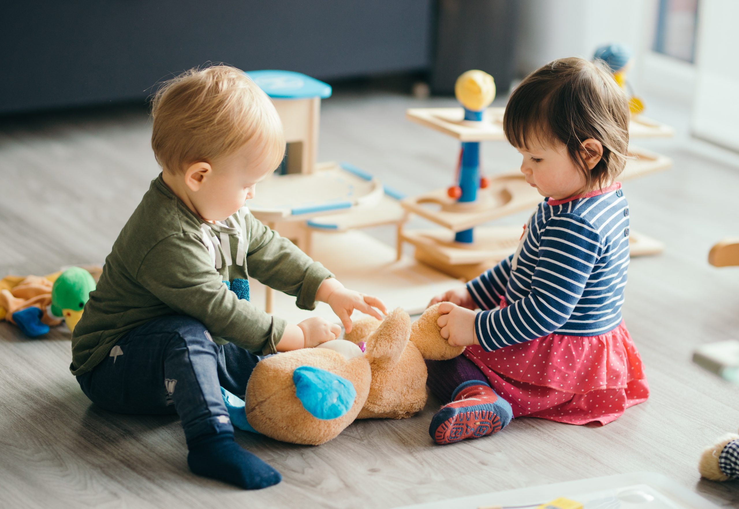 Hands off Approach To Parenting Is Better For Mental Health Earth Hands off Approach To Parenting Is Better For Mental Health Earth