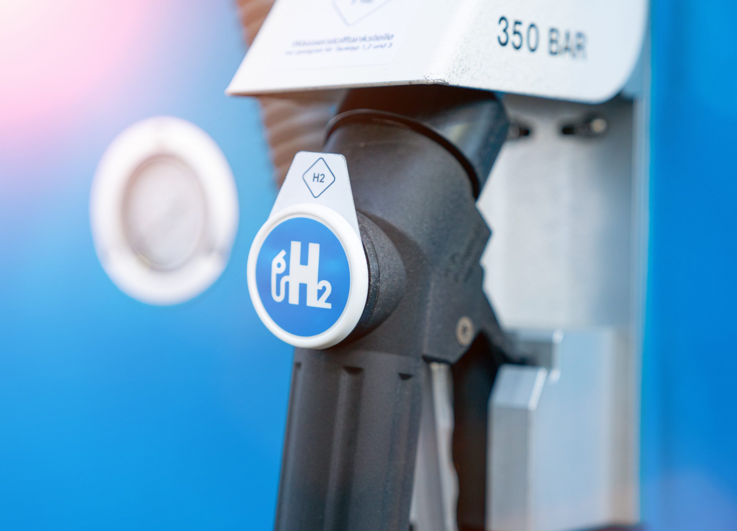 Hydrogen vehicles will soon be less expensive and much more realistic ...