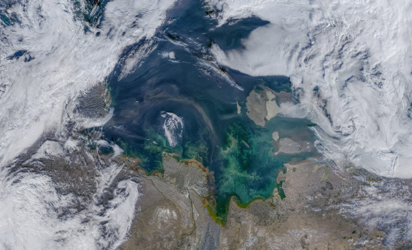 Sea ice retreat reveals brilliant colors in the Laptev Sea • Earth.com