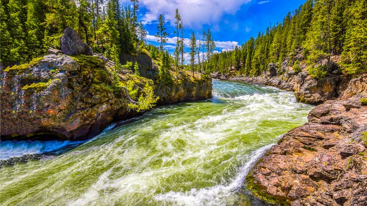 River colors are shifting from blue to yellow and green • Earth.com