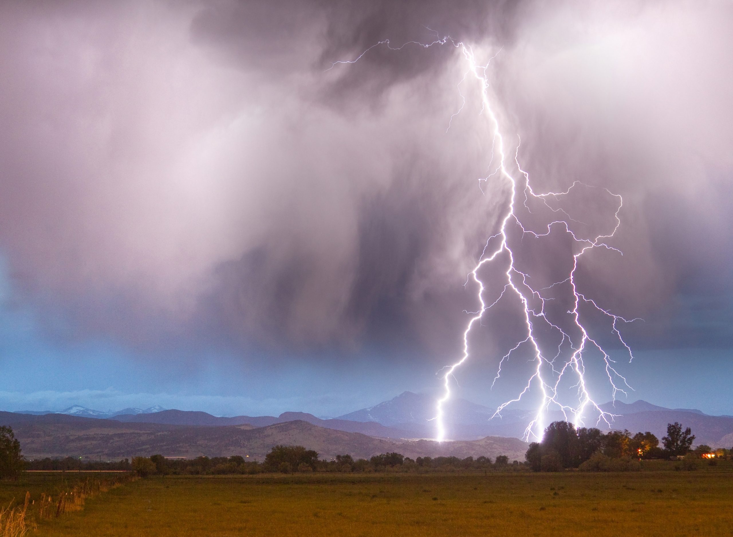 Was life on Earth literally sparked by lightning? - Earth.com