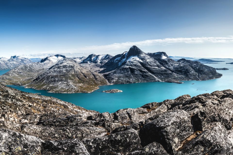 Extreme melt seasons change the behavior of ice sheets • Earth.com