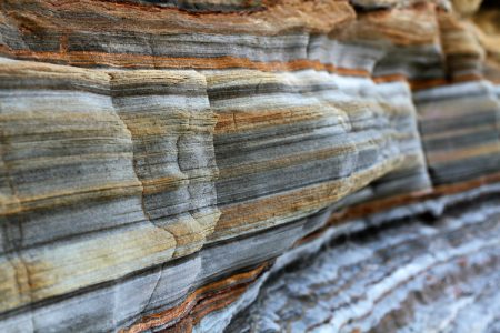 A Beginner's Guide to Types of Rock: Igneous, Sedimentary, and ...