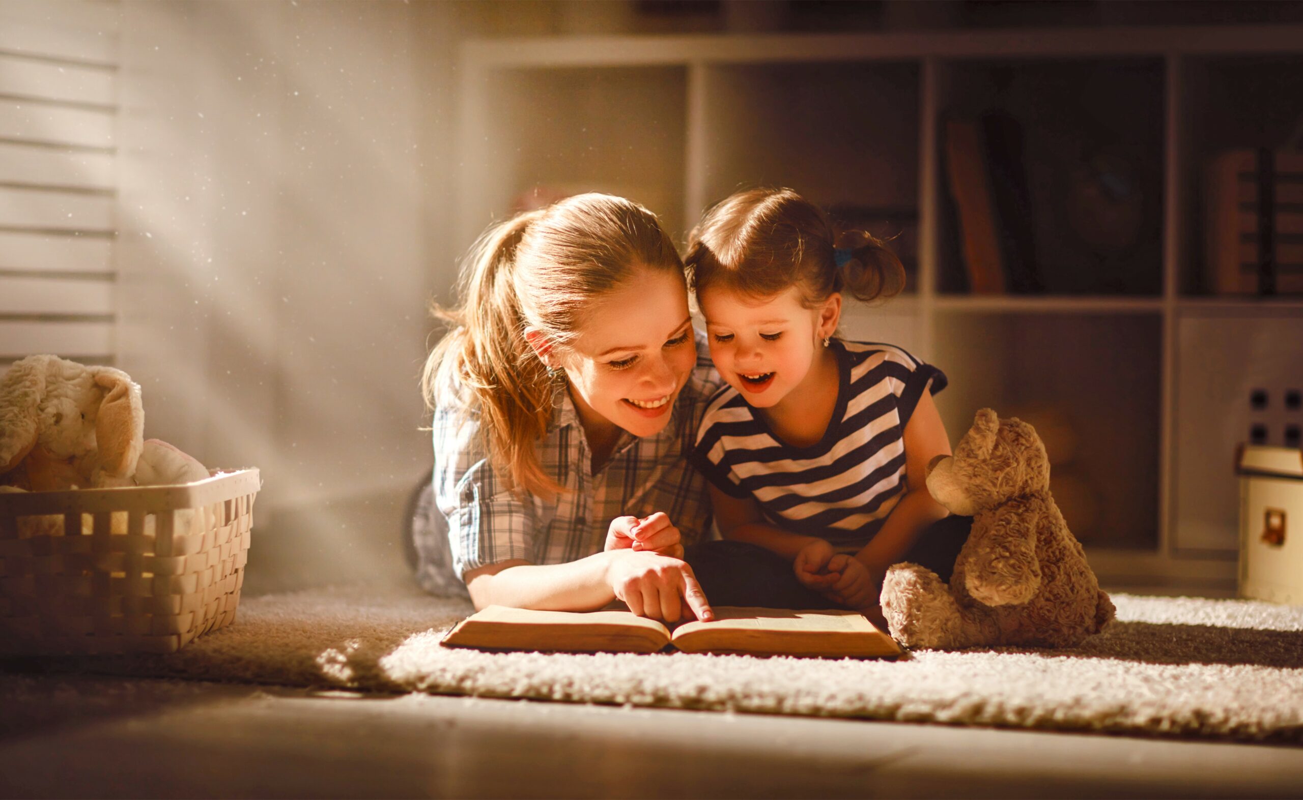 Sharing happy stories increases interpersonal closeness - Earth.com