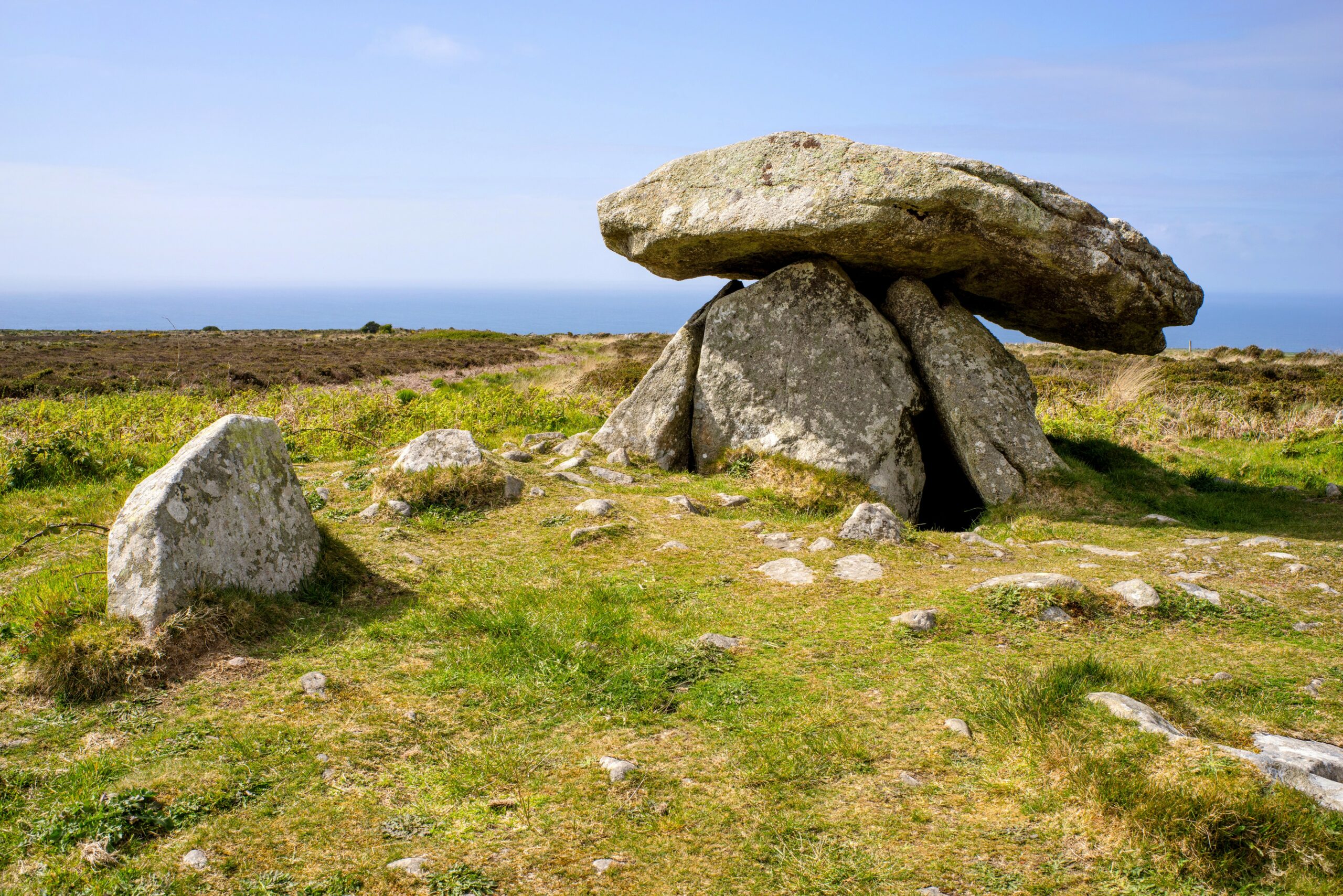Neolithic tomb reveals ancient burial practices - Earth.com
