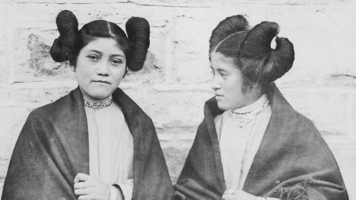 Hopi women - Earth.com