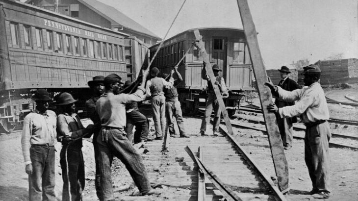 Working on the railroad - Earth.com Working on the railroad