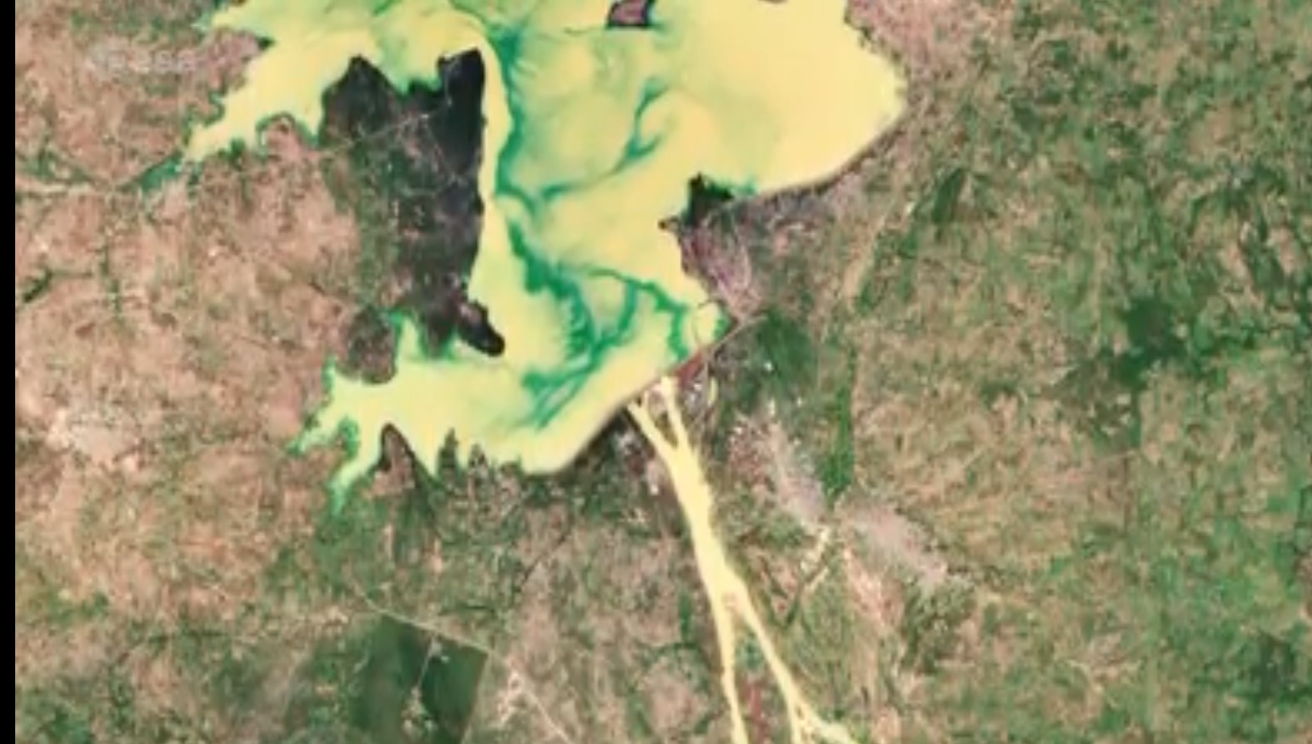 Kainji Lake in north central Nigeria - Kainji Lake in north central Nigeria