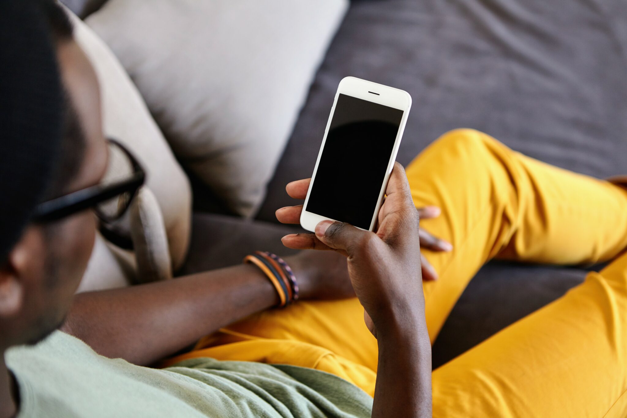 Digital devices can actually improve our memory skills • Earth.com