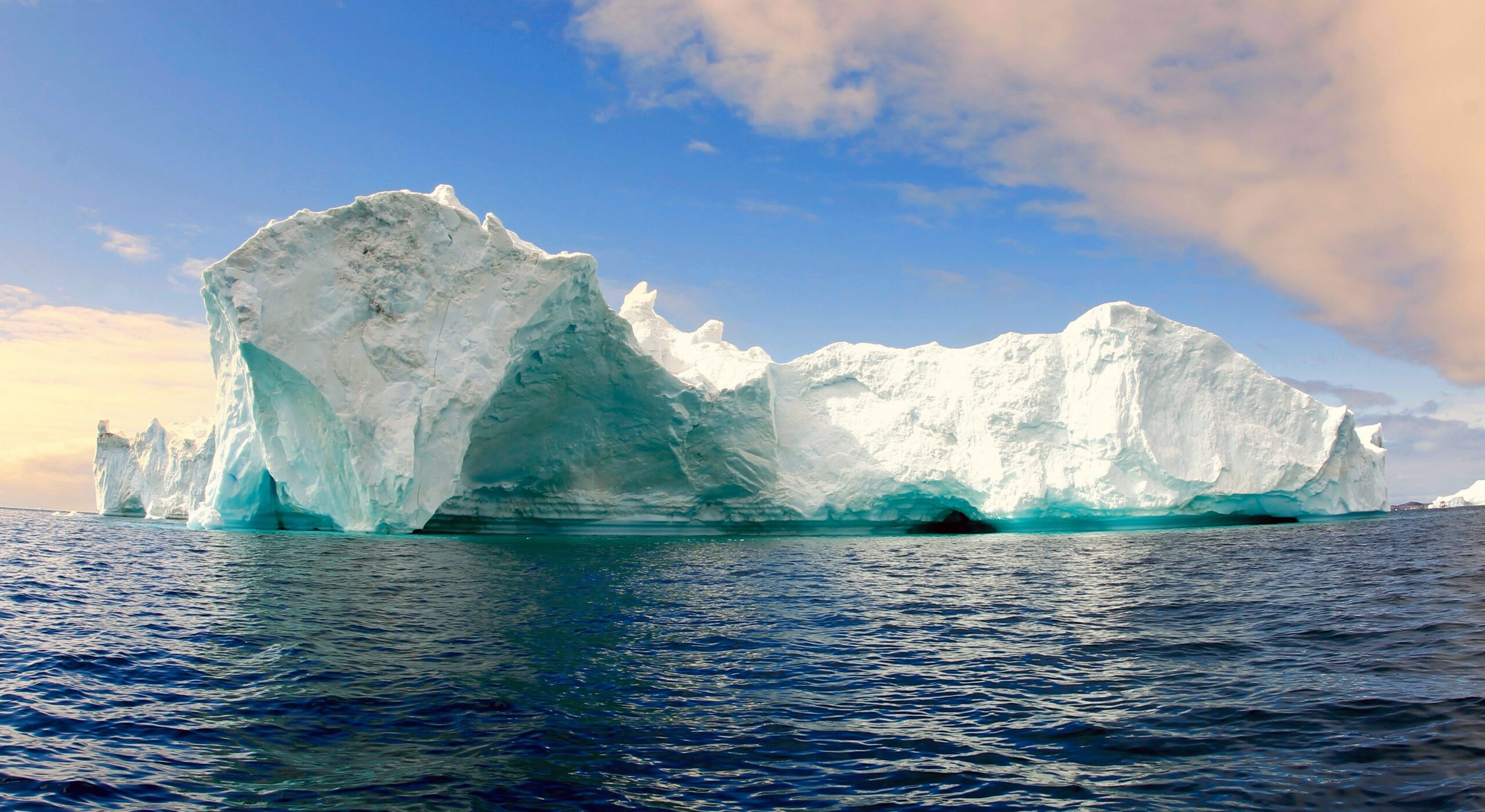 Greenland ice sheet is thinning six times faster than expected - Earth.com