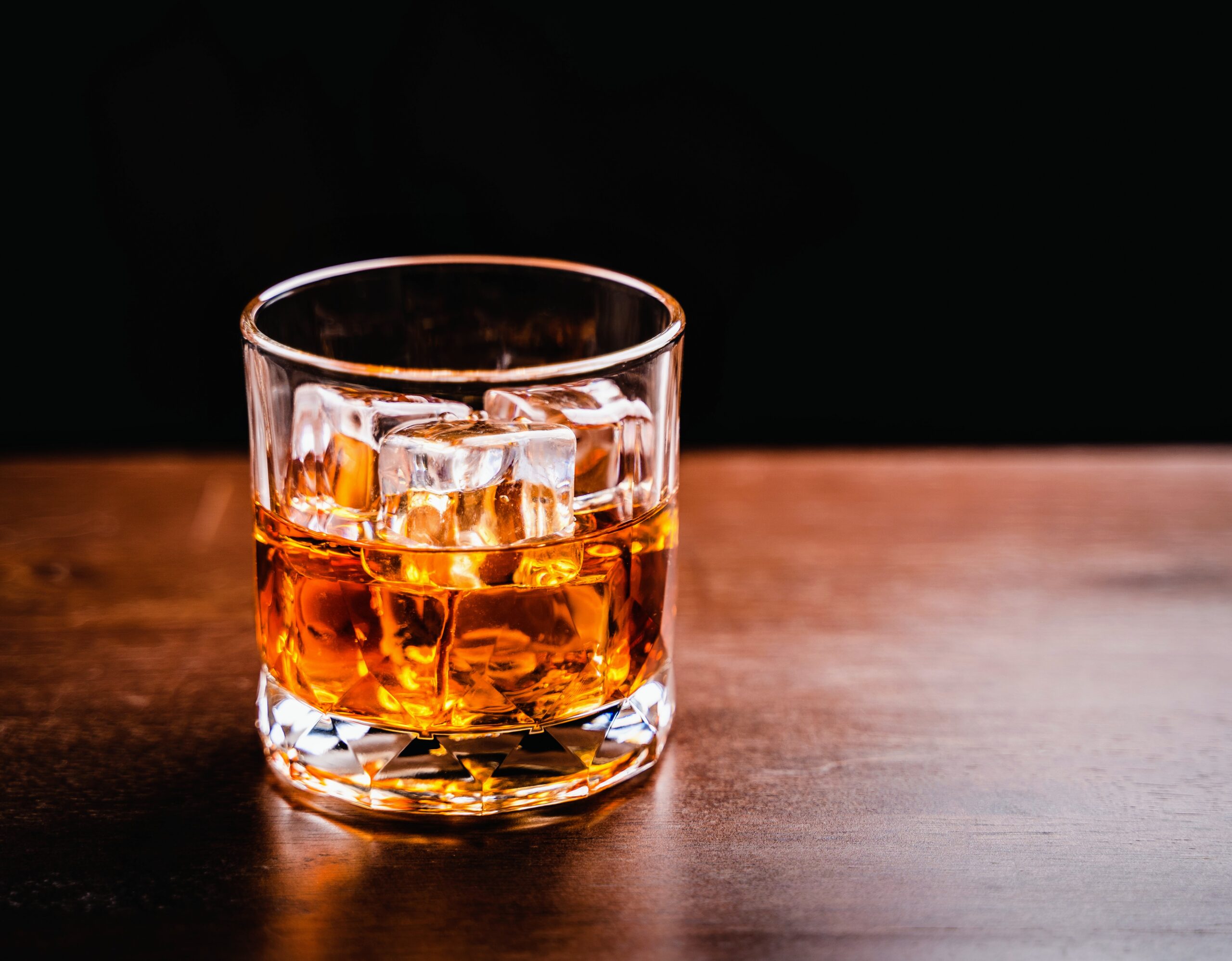 Heavy alcohol consumption results in muscle loss and frailty - Earth.com