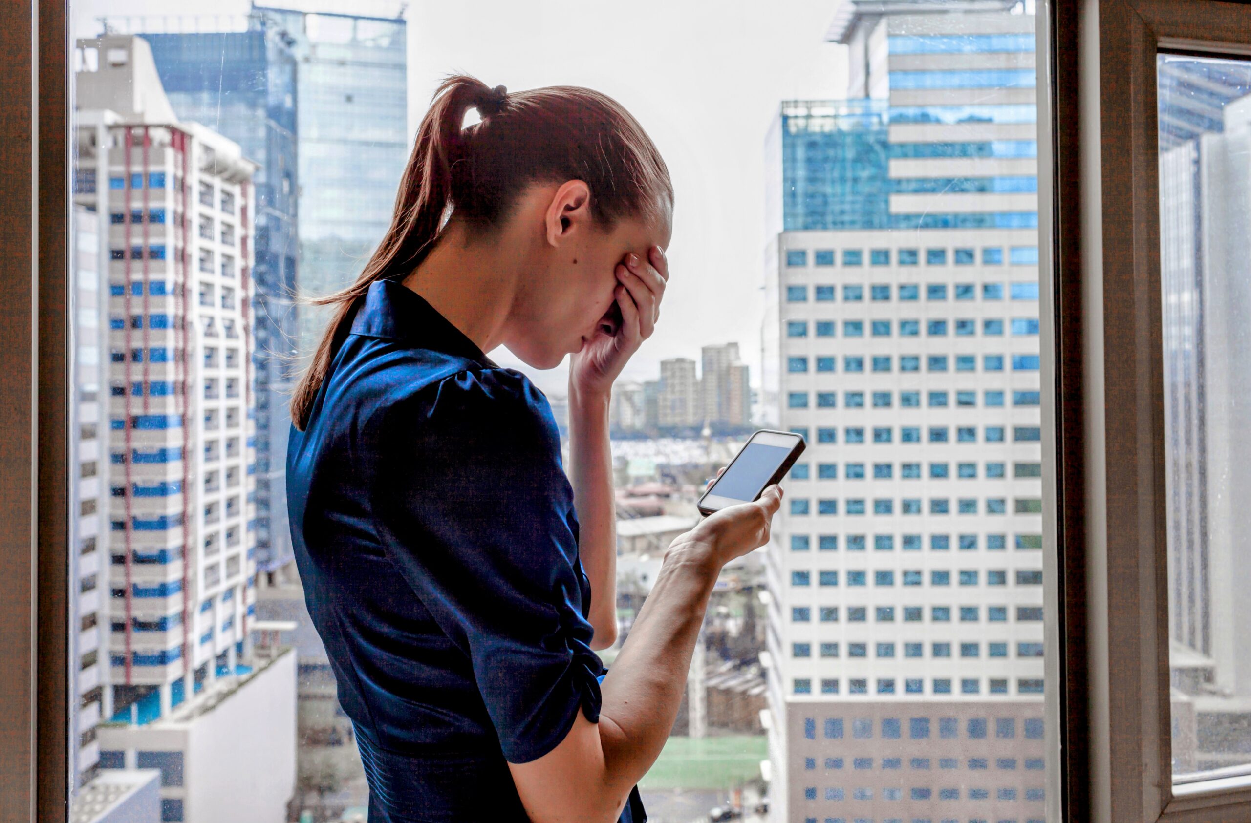 People with a history of depression tend to process more negative ...