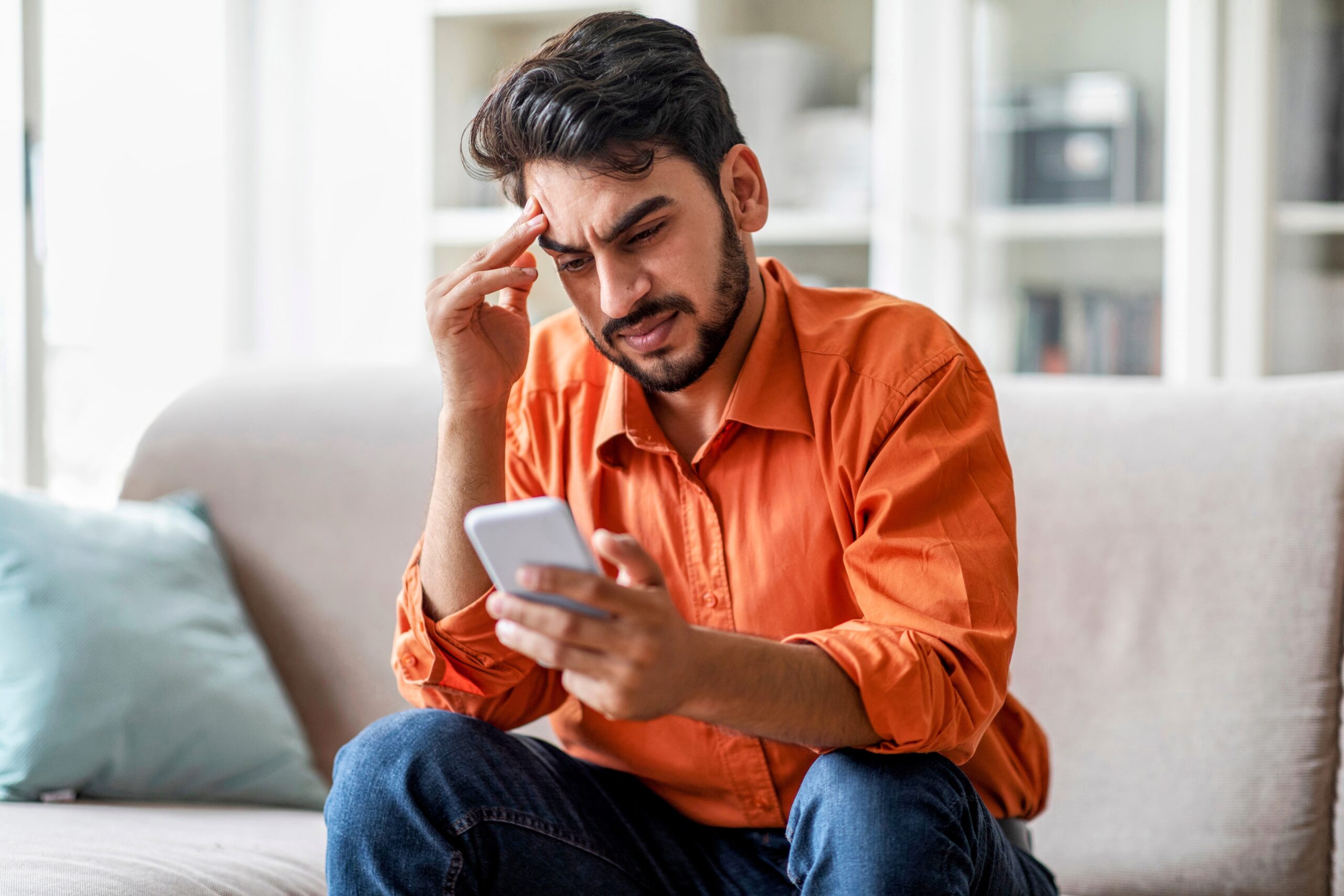 Men are less likely to share negative information about themselves ...