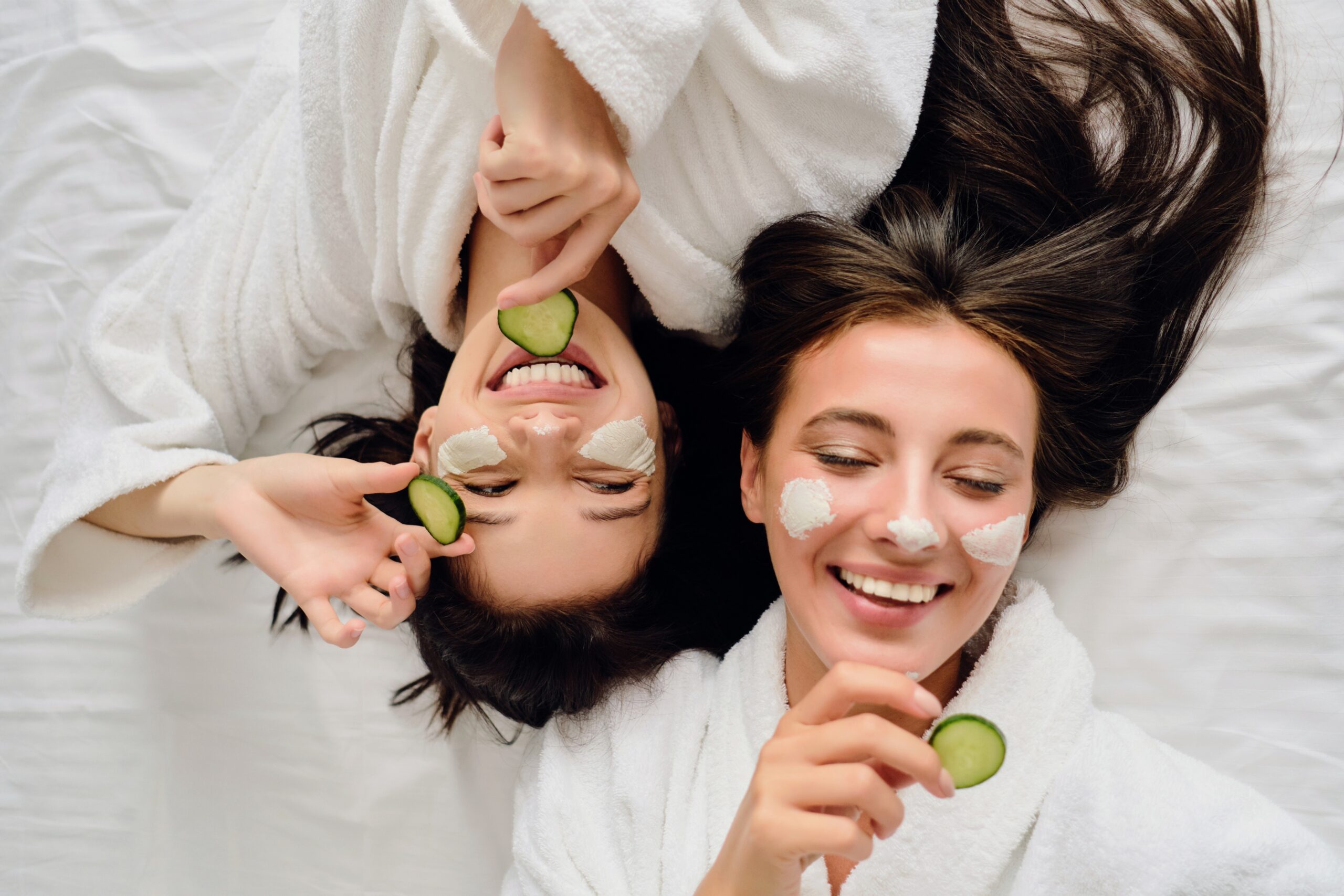 Secrets of aging have been found in the skin microbiome - Earth.com