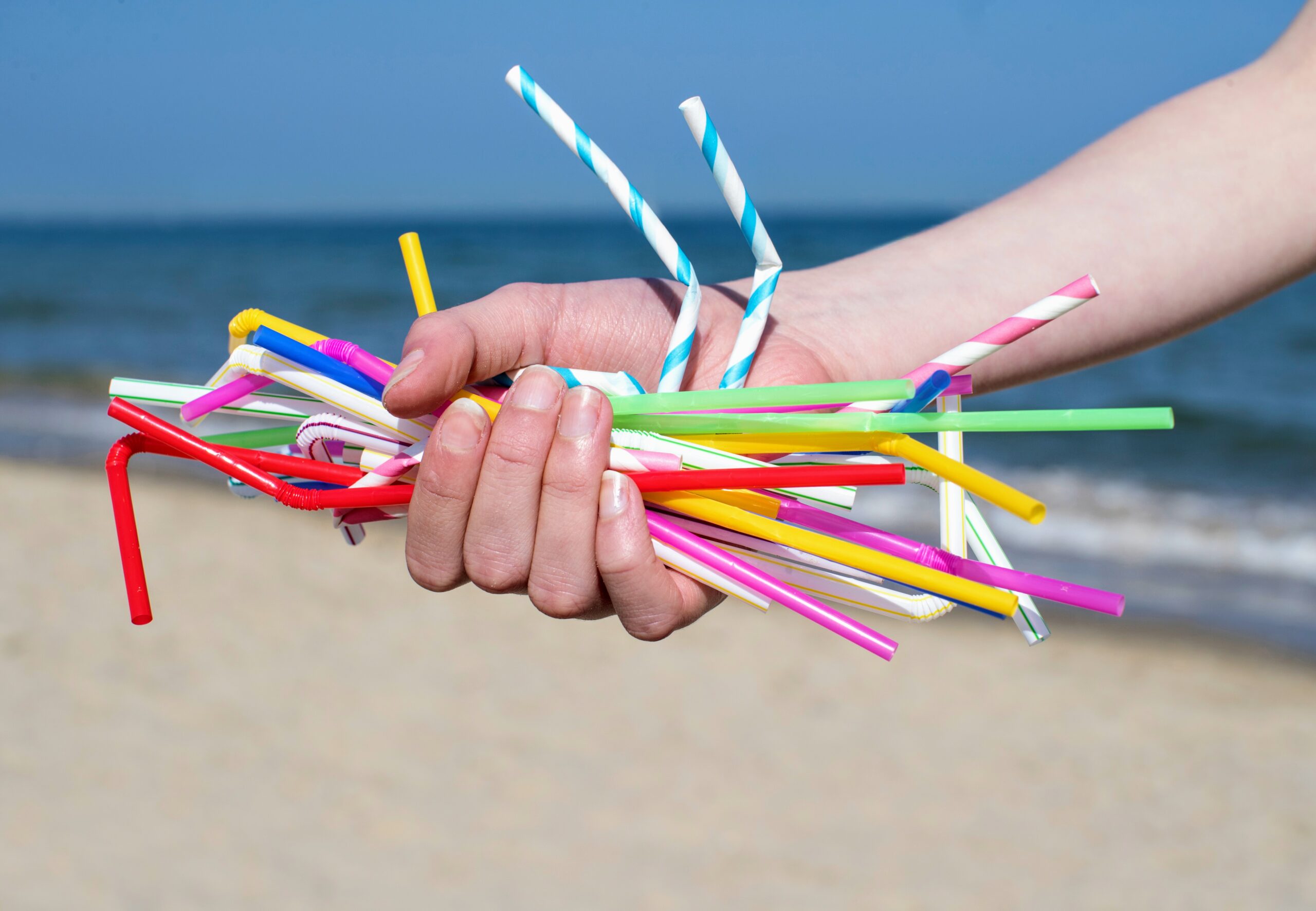 Some plastic straws degrade faster than others - Earth.com