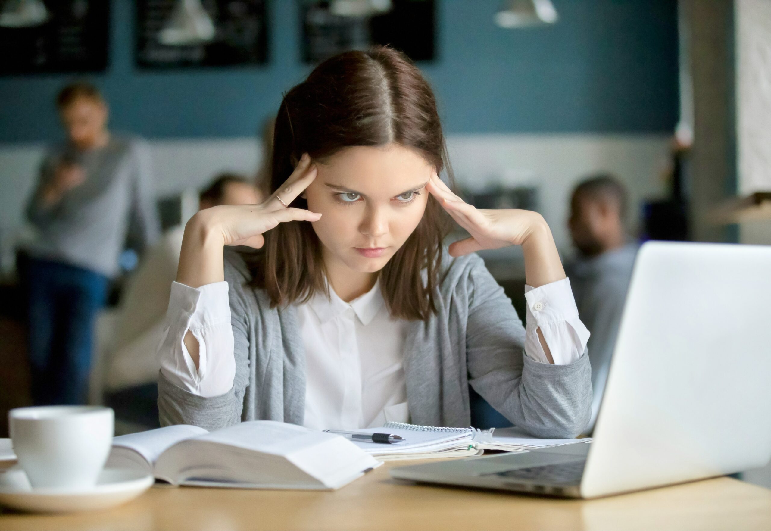 How does the brain focus with so many distractions? - Earth.com