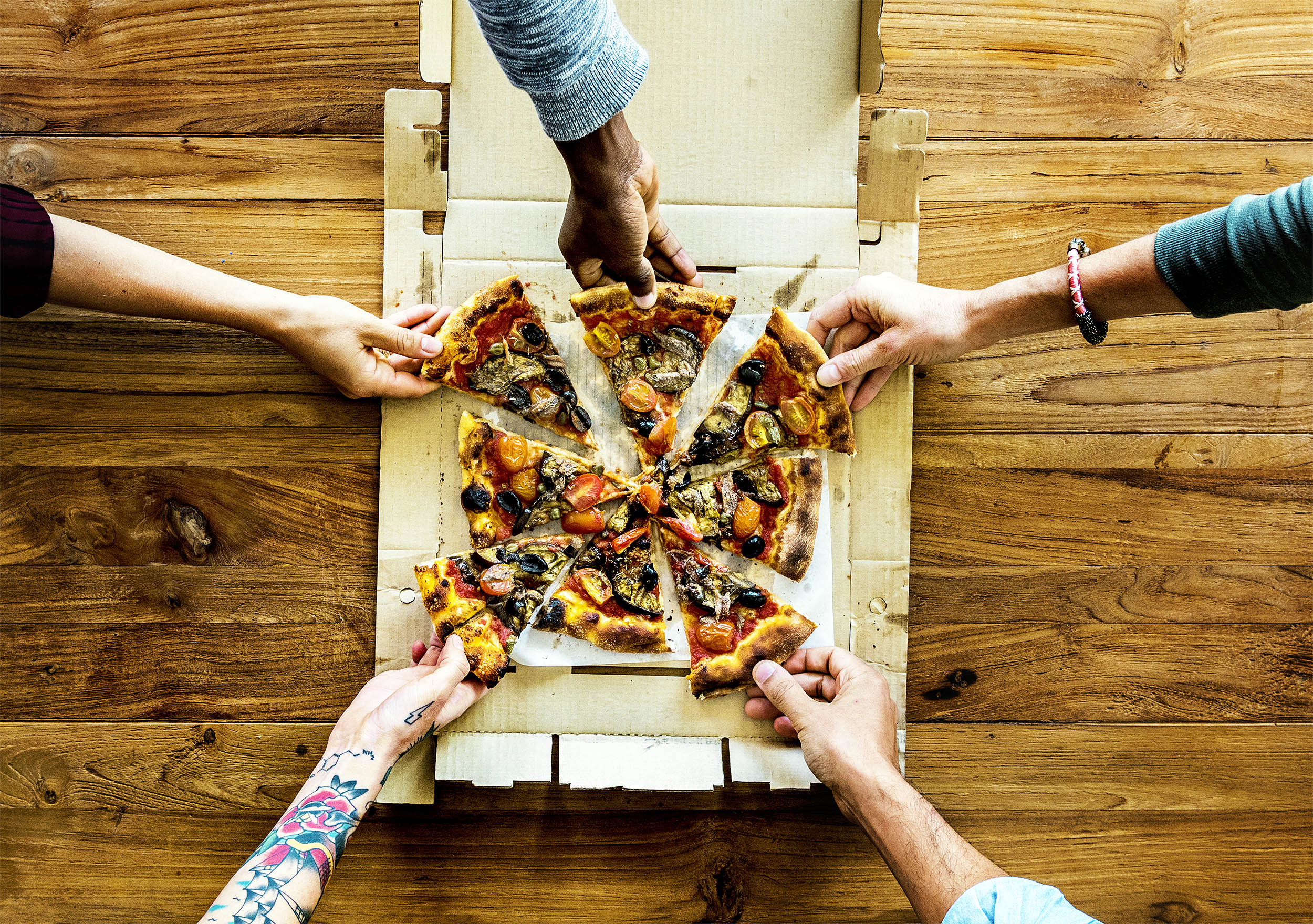 New recycling solution tackles greasy pizza boxes - Earth.com