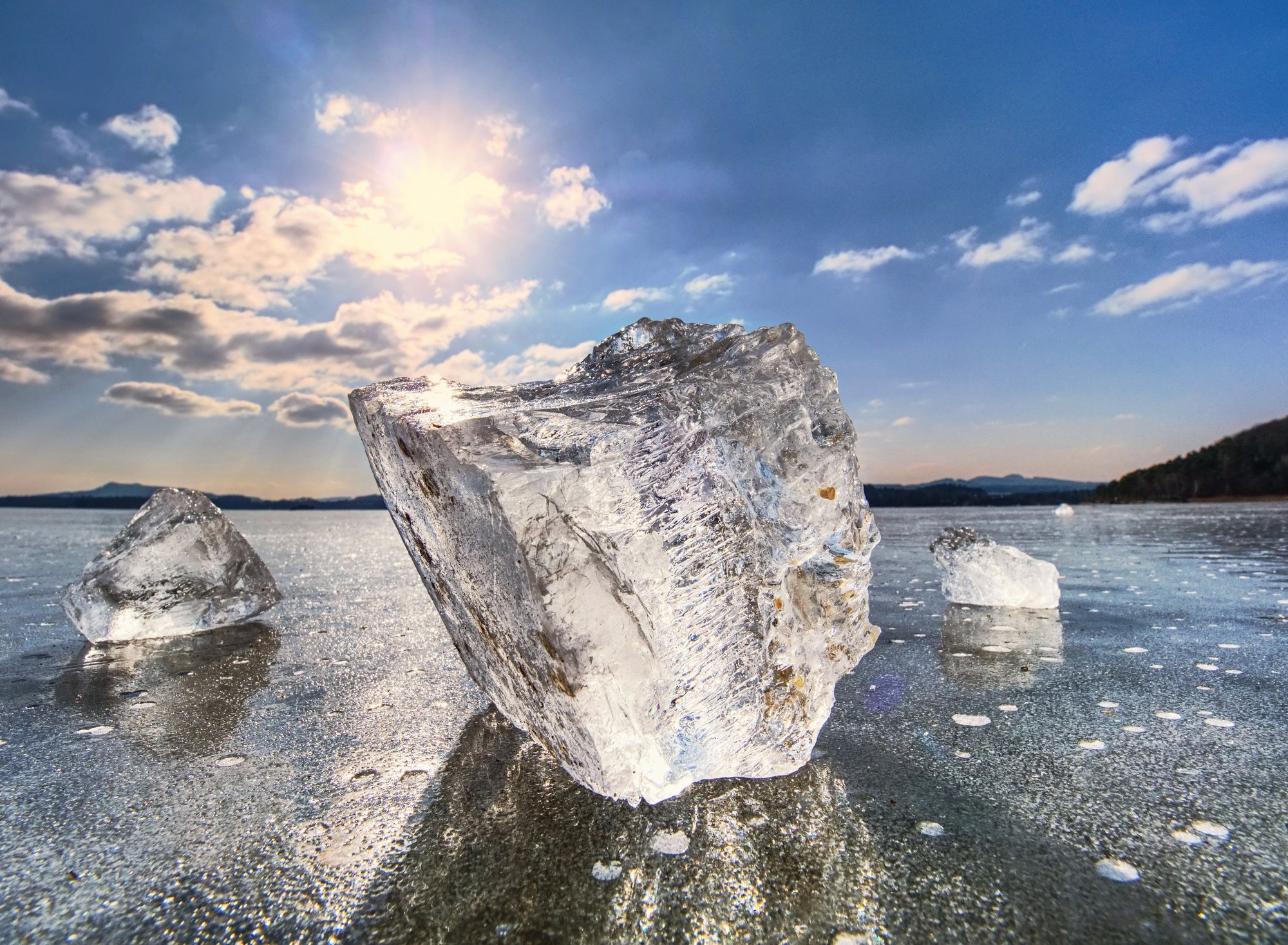Unexpected beauty revealed in ice formation - Earth.com