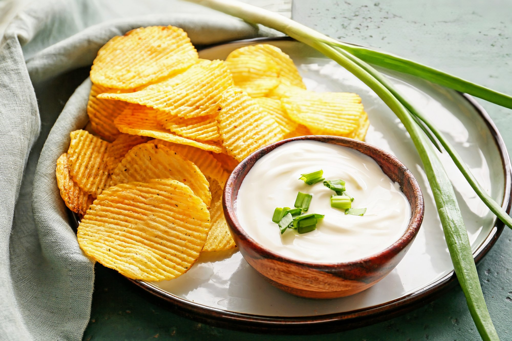 Dips can more than double the calories of your favorite snack - Earth.com