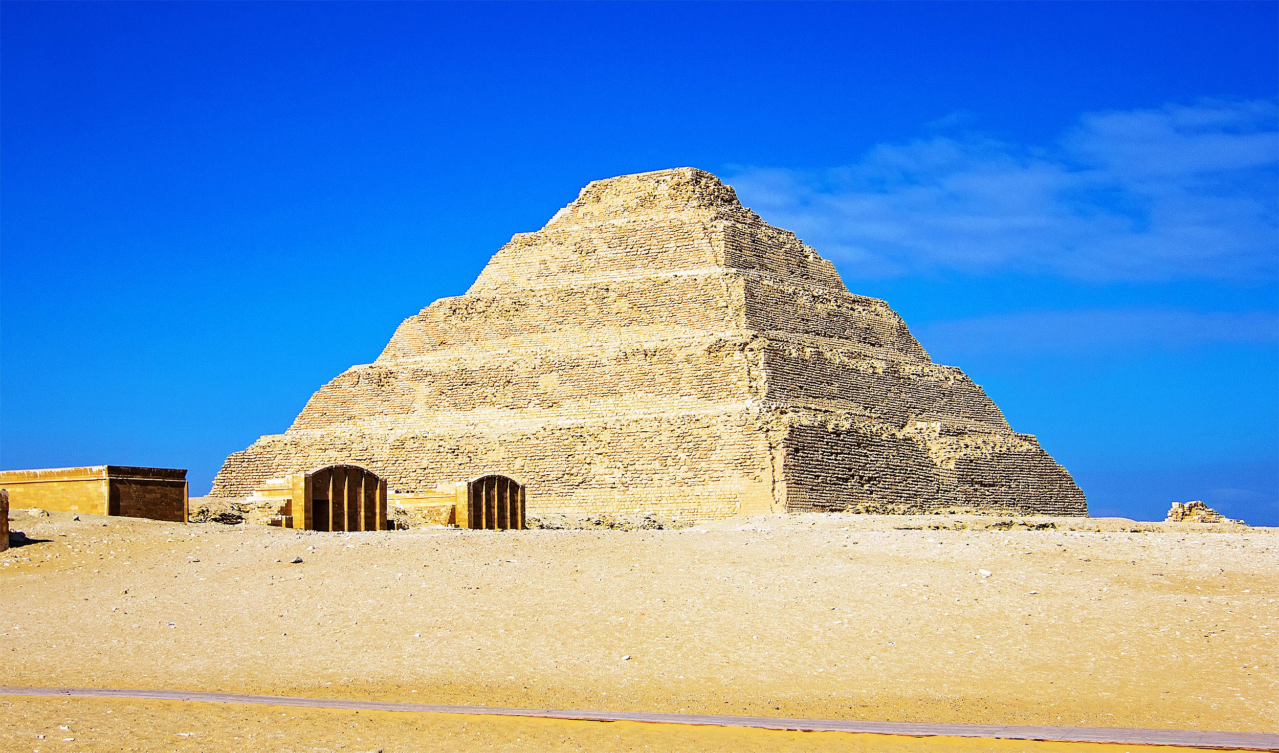 Mystery of how ancient Egyptians built the pyramids may be solved ...