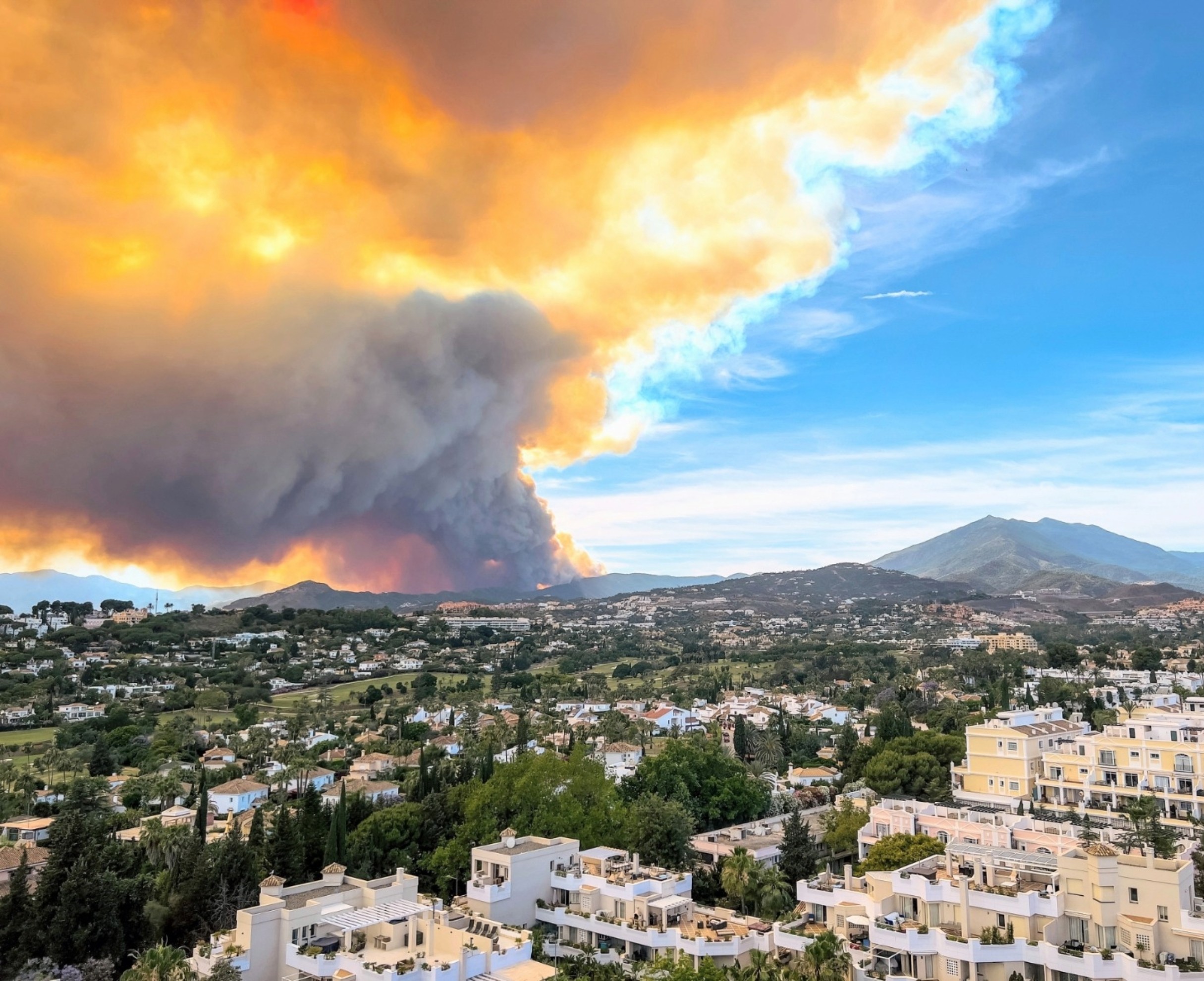 Extreme fire risk has grown exponentially in a hotter climate - Earth.com