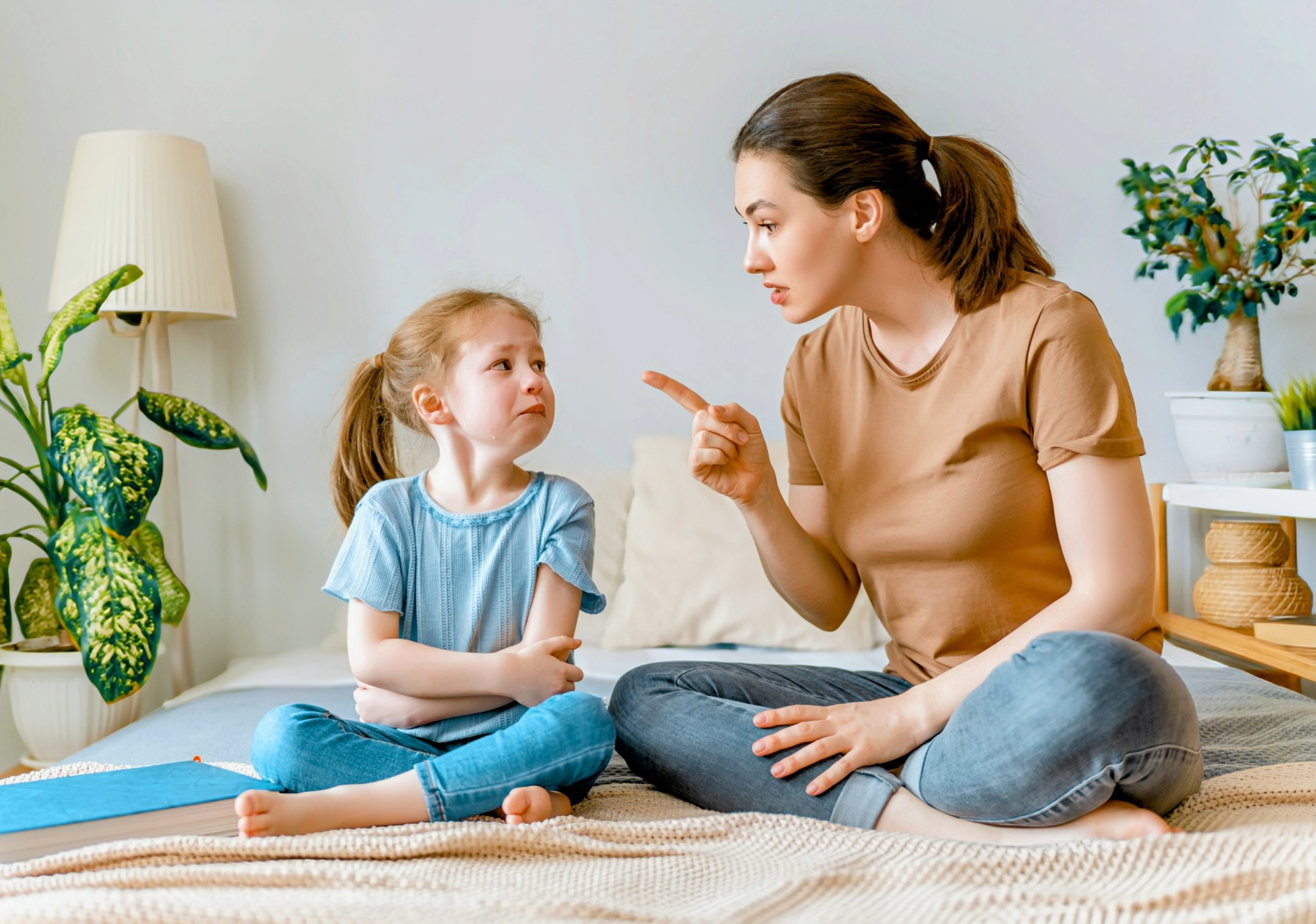 Many parents use threats to discipline children, but it's not effective ...