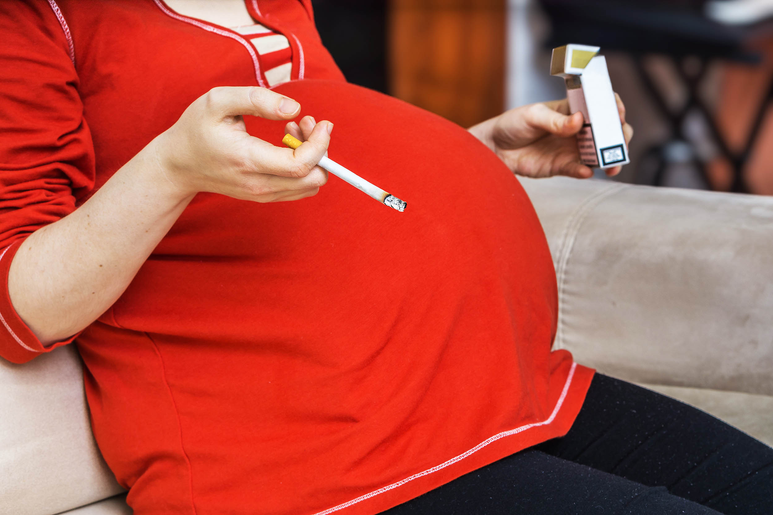Incentives help pregnant women quit smoking - Earth.com