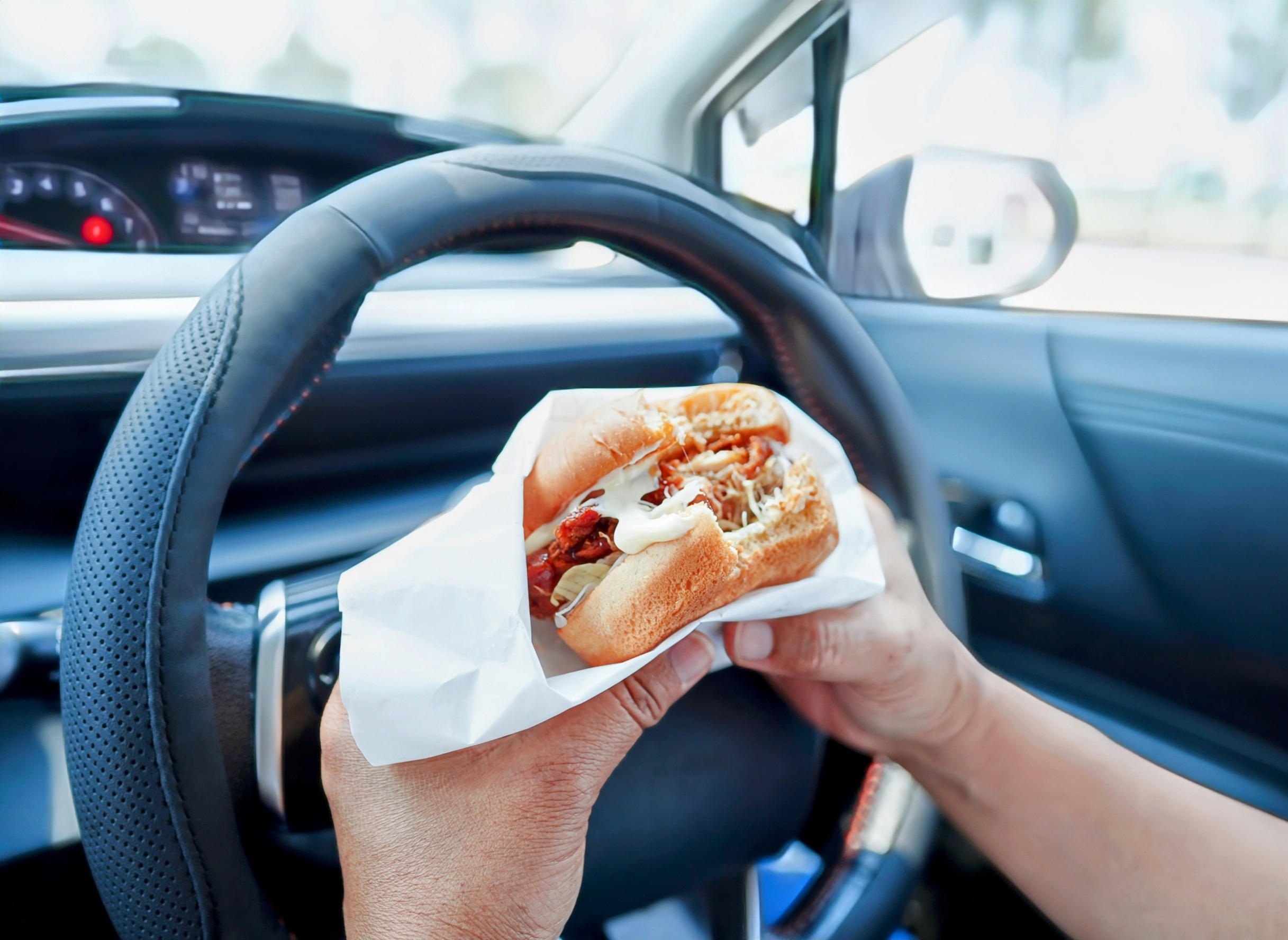 Driving in traffic is linked to fast food and health problems - Earth.com