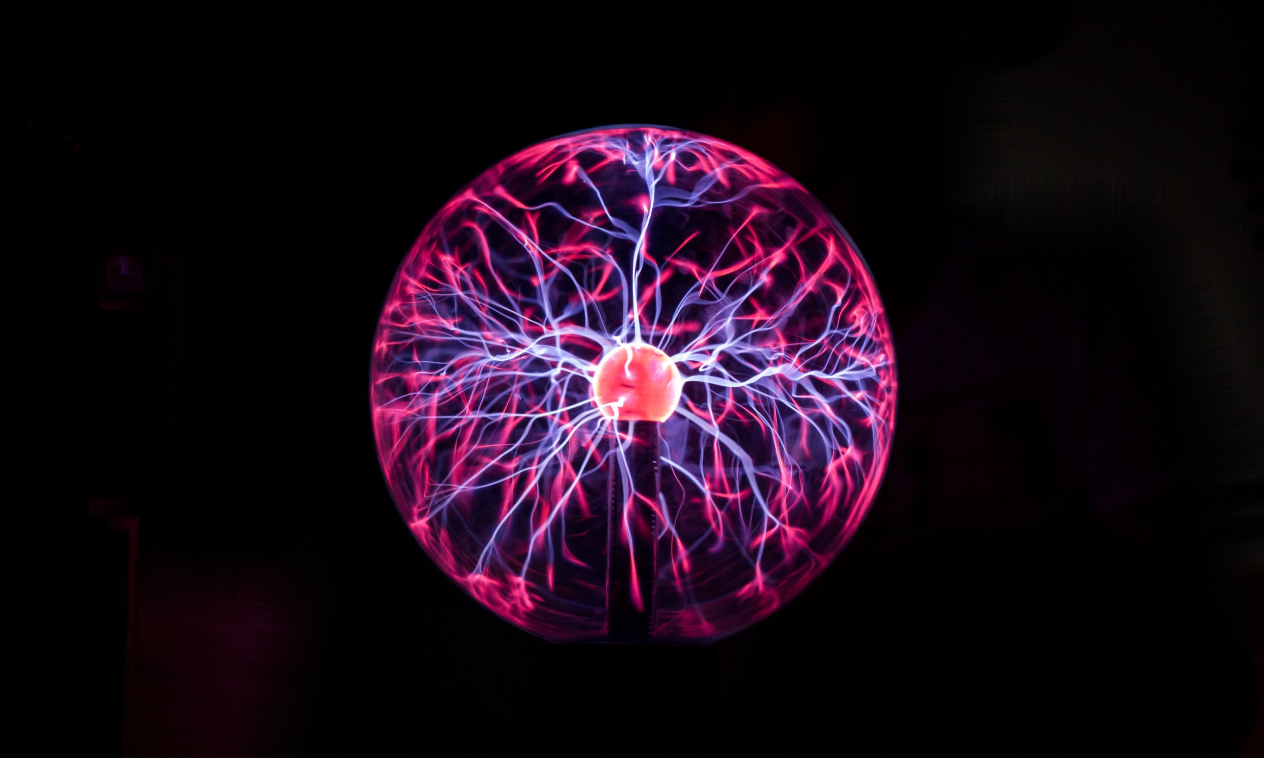 Tiny atomic collisions unleash unexpected energy bursts - Earth.com