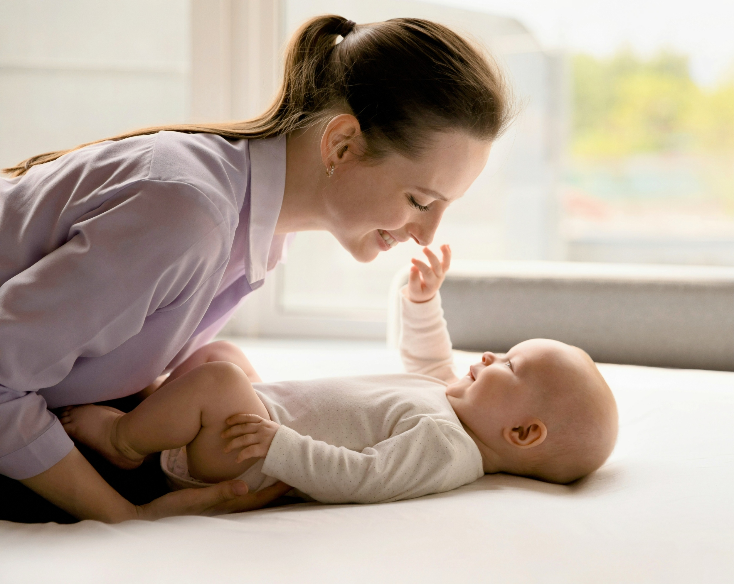 Singing to babies is a powerful way to boost their mood - Earth.com