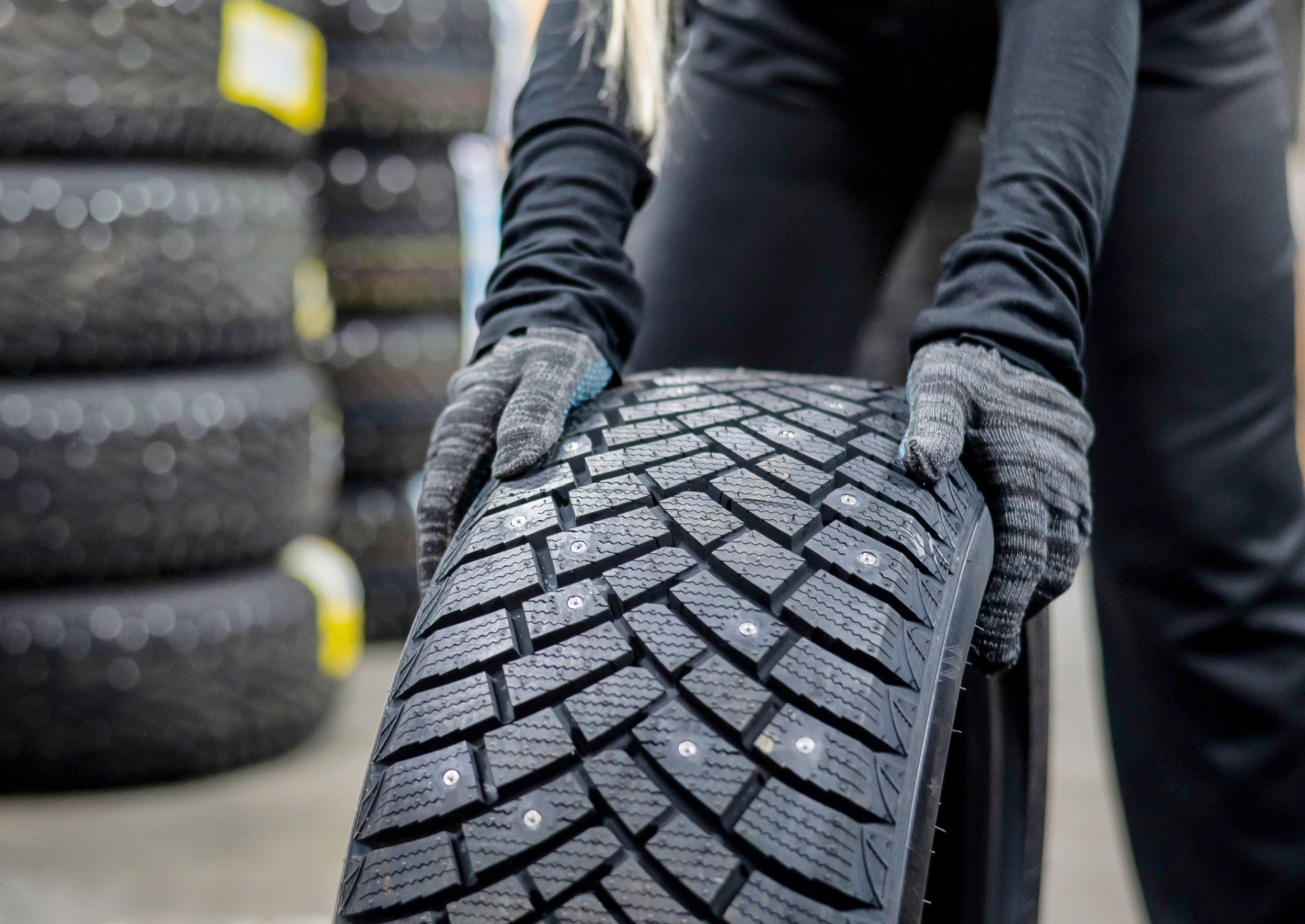 Tire particles flood freshwater with toxic microplastics - Earth.com