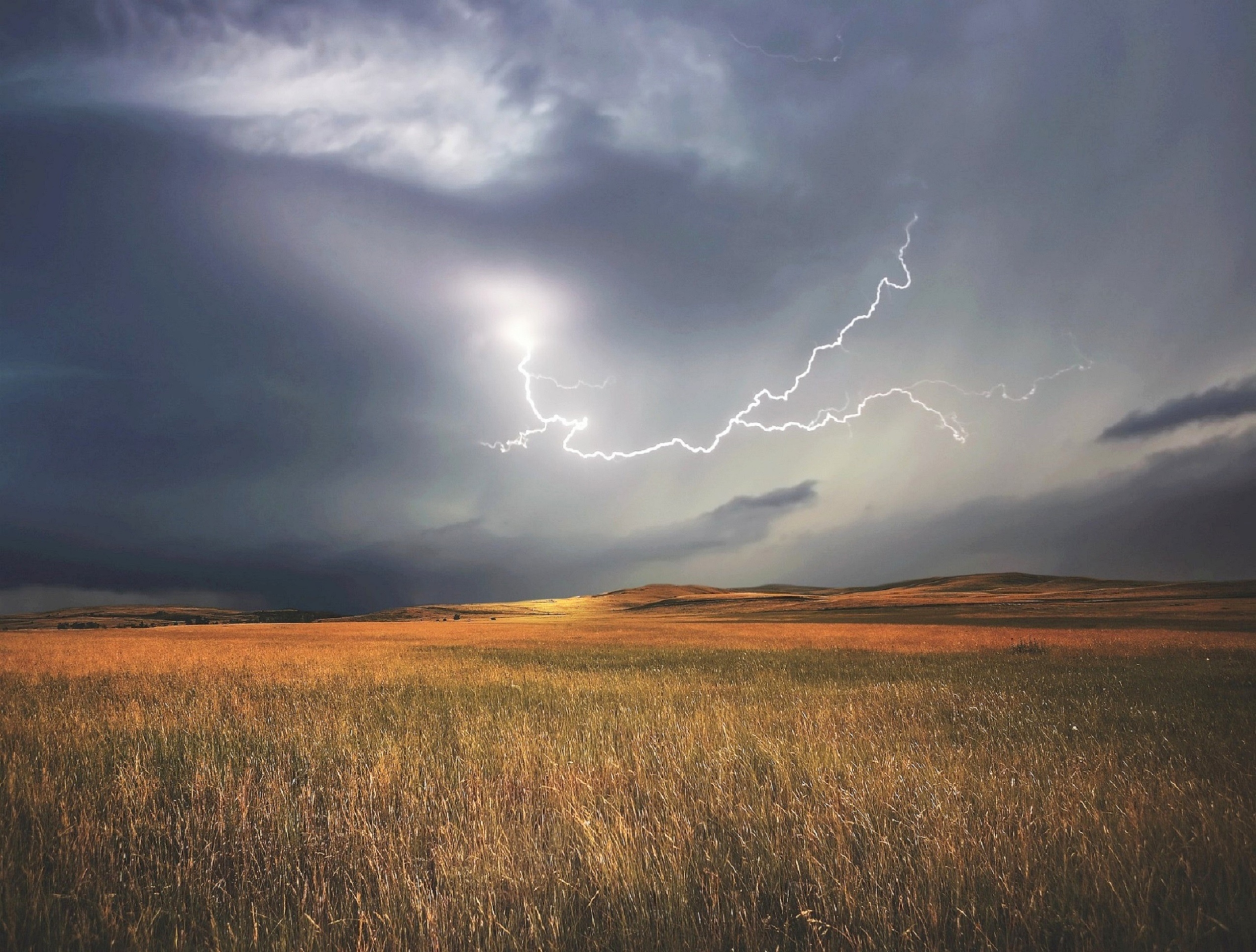 Moisture in the atmosphere causes extreme weather to last longer ...