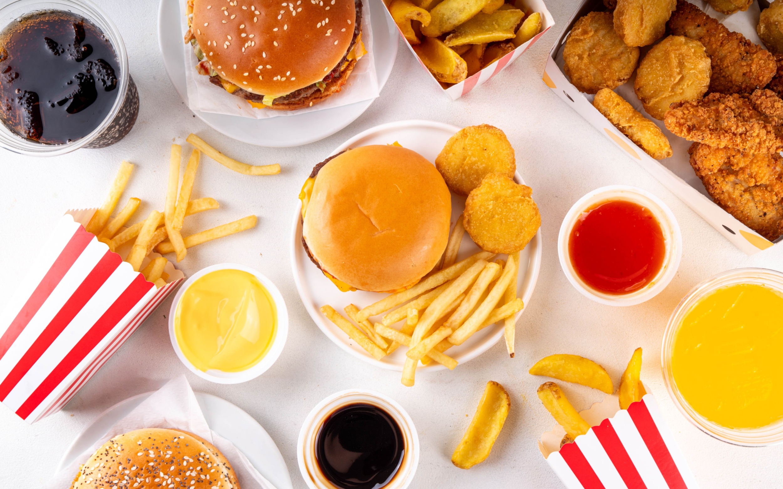 Ultra-processed foods disrupt a shocking number of body functions ...