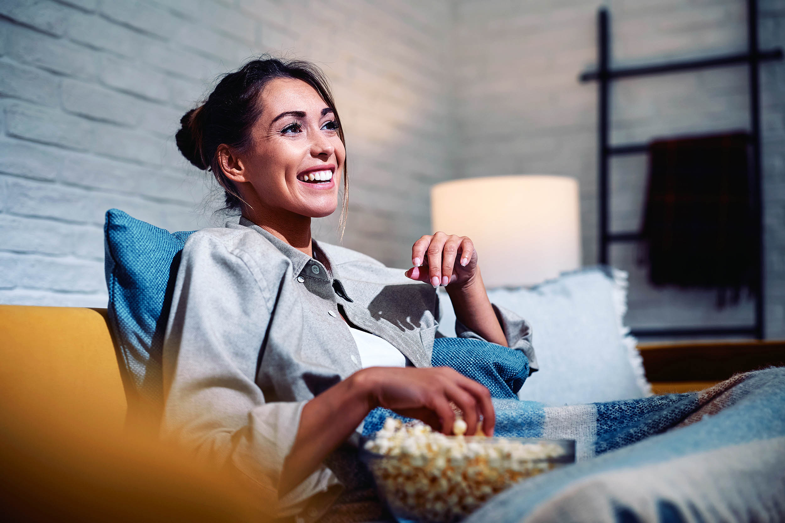 Why binge-watching TV shows may actually be good for your mind - Earth.com