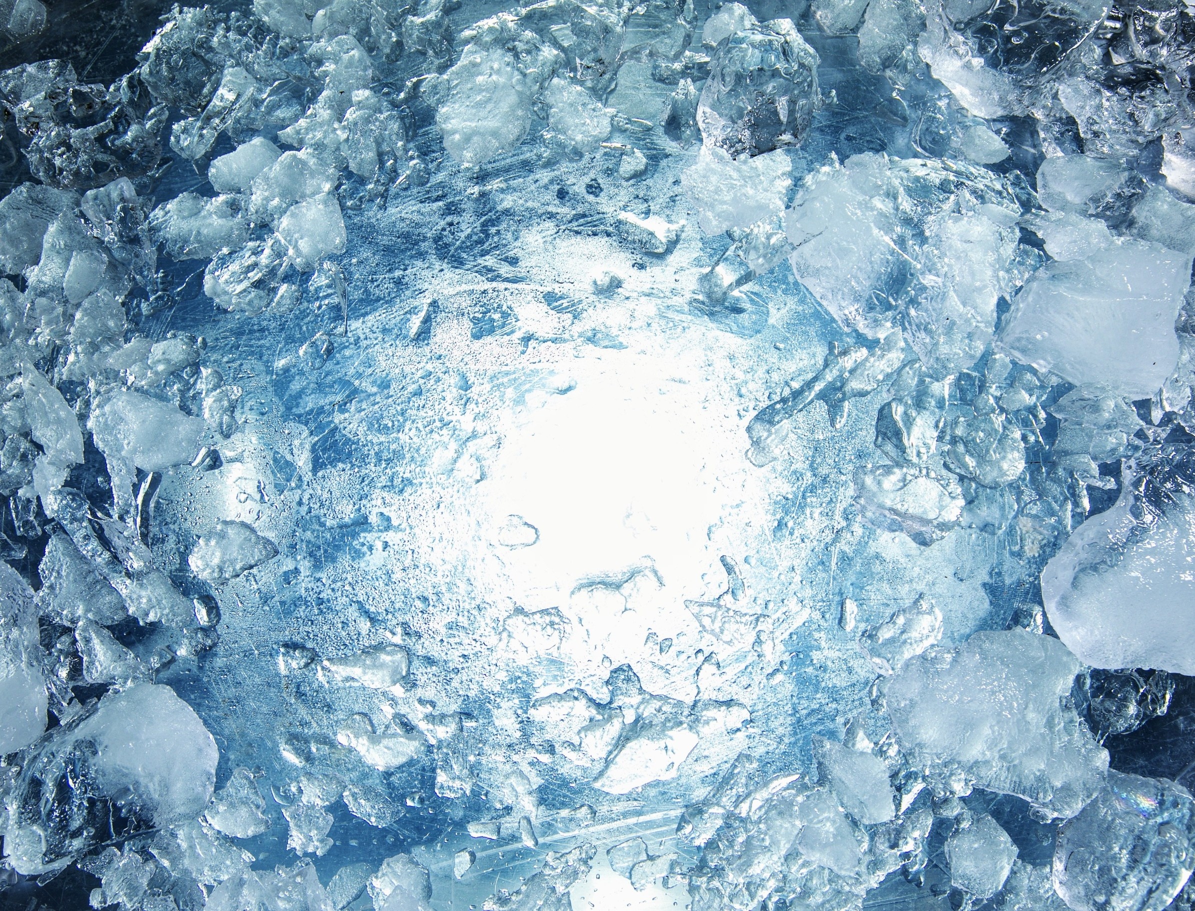 Ordinary ice generates electricity when bent or twisted - Earth.com