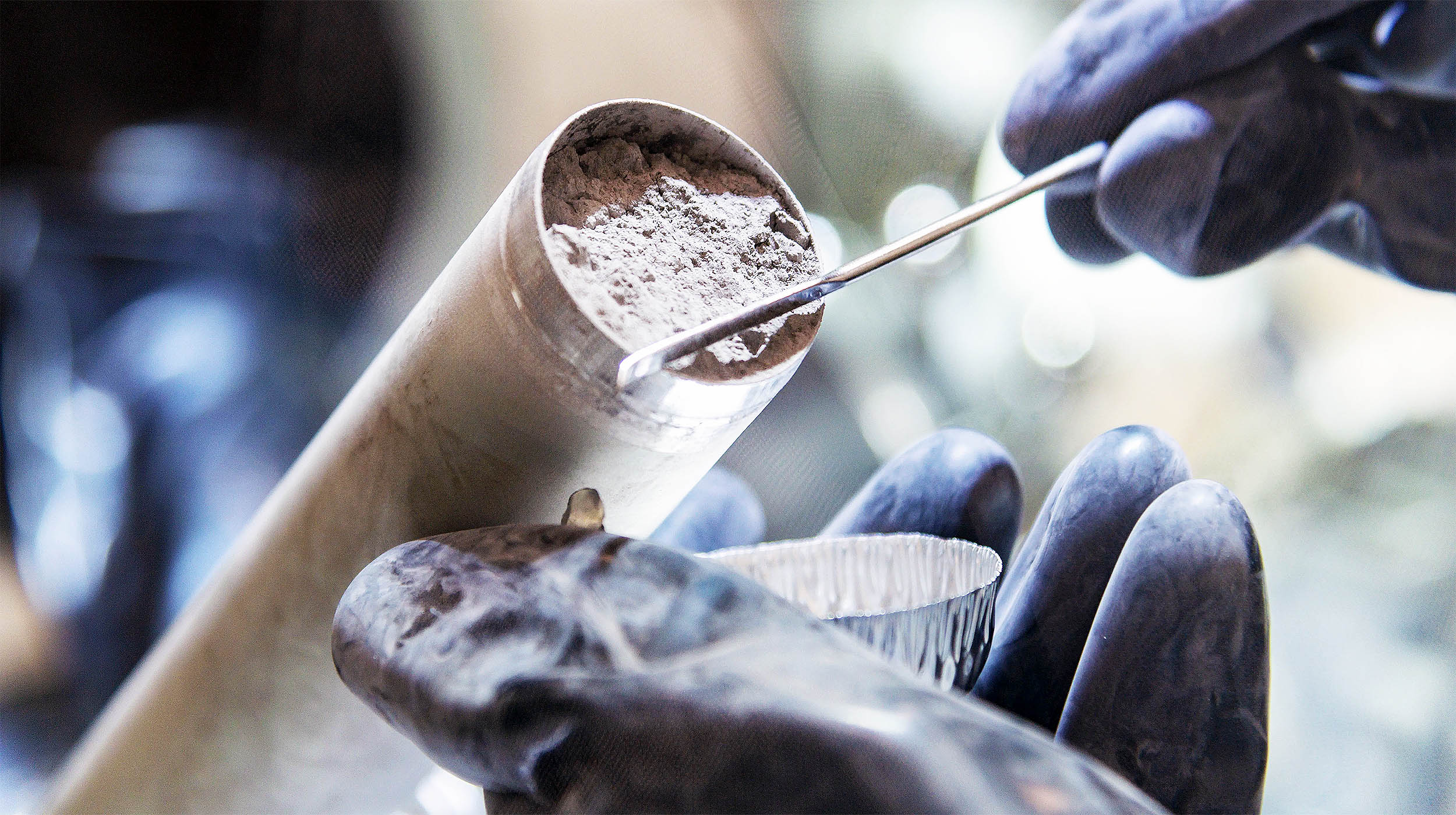 Exotic element discovered when retesting Apollo moon samples - Earth.com