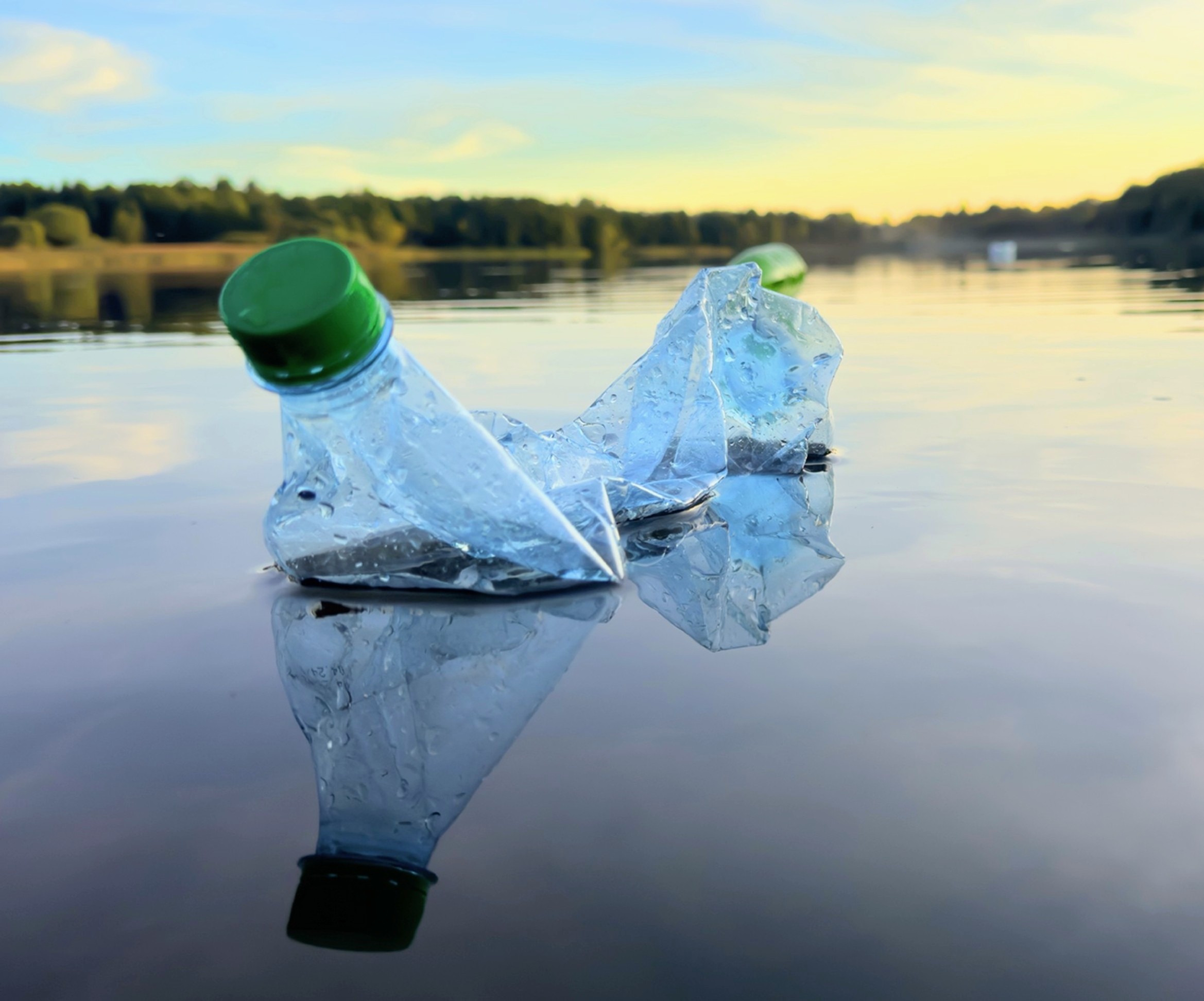 Borrowing a trick from nature may solve plastic pollution - Earth.com
