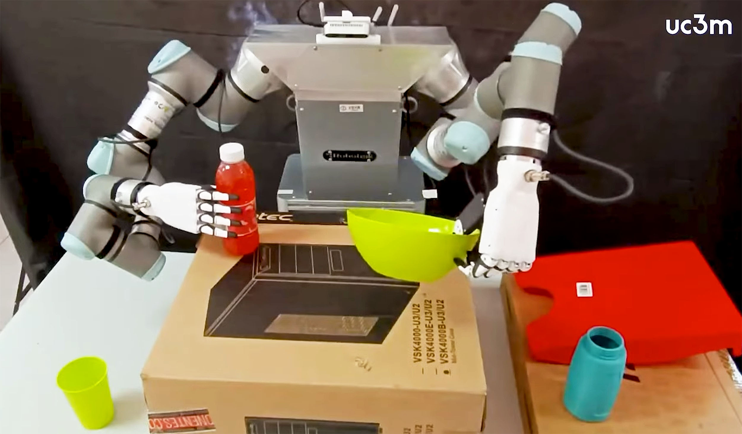 Robots learn to coordinate both arms for safer home assistance - Earth.com