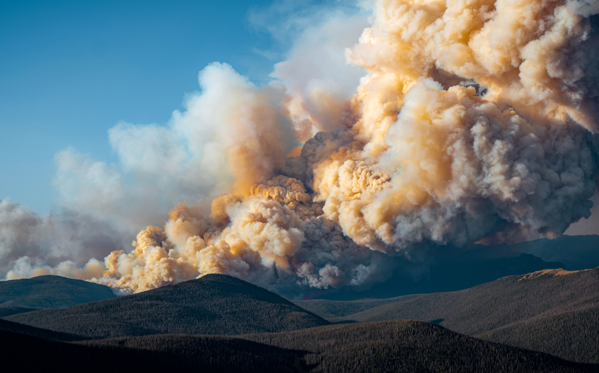 Wildfire smoke is becoming a growing health threat in the U.S. - Earth.com